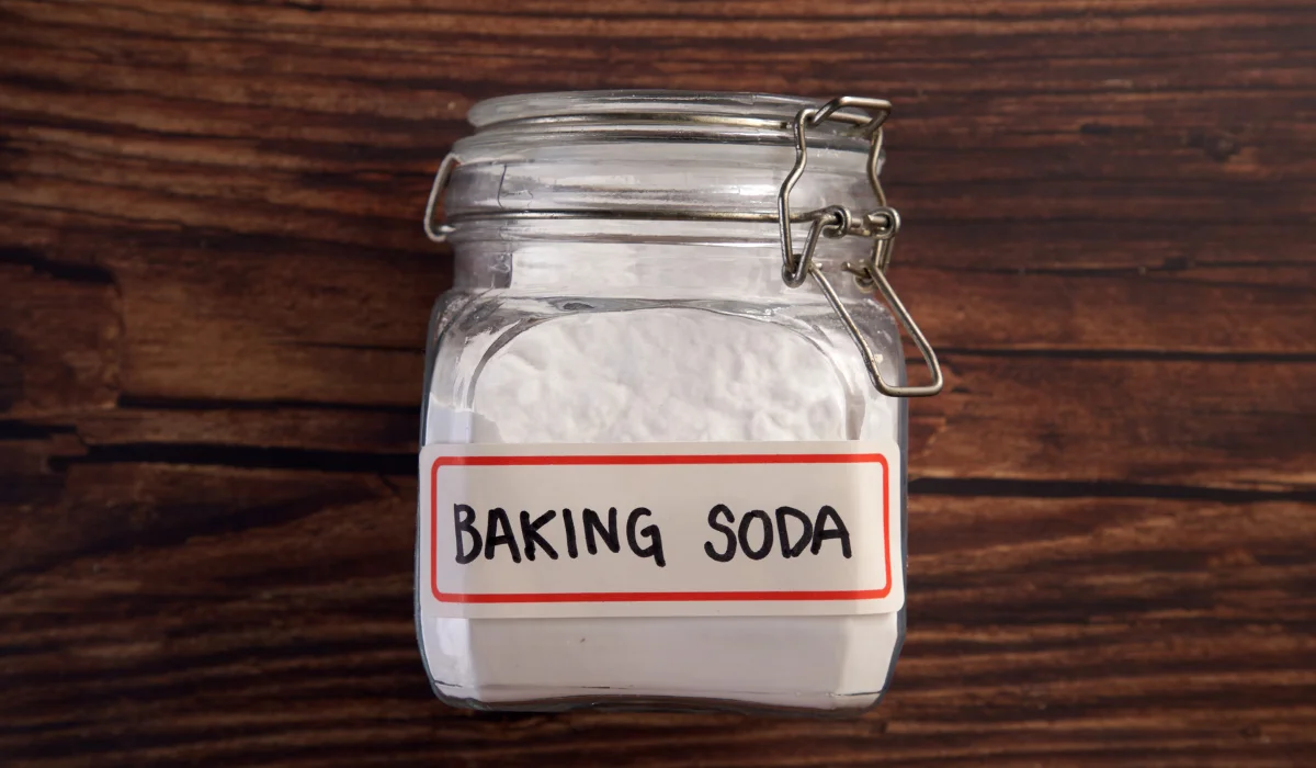 Is Baking Soda an Effective Mouse Killer? Here's What to Know | Simple ...